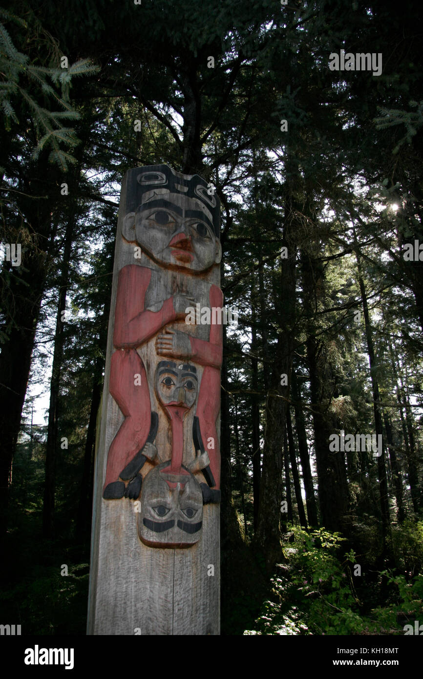 Totem House Post Pole High Resolution Stock Photography and Images - Alamy