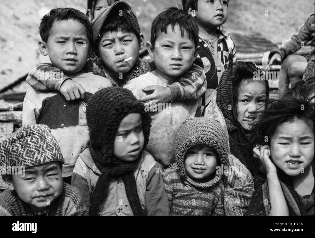 Nepal poverty hi-res stock photography and images - Alamy