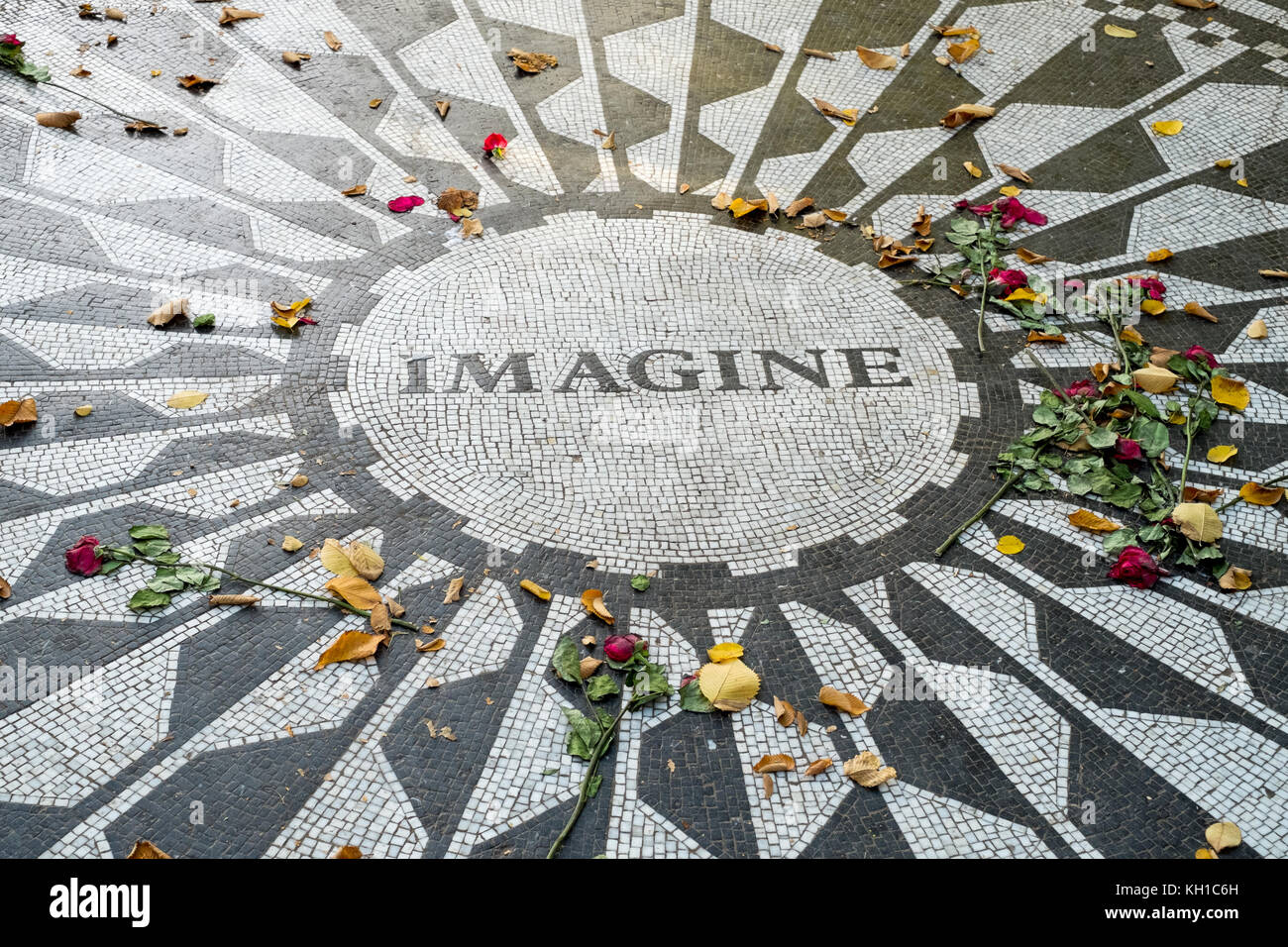John Lennon Memorial Imagine Mosaic Strawberry Fields High Resolution ...