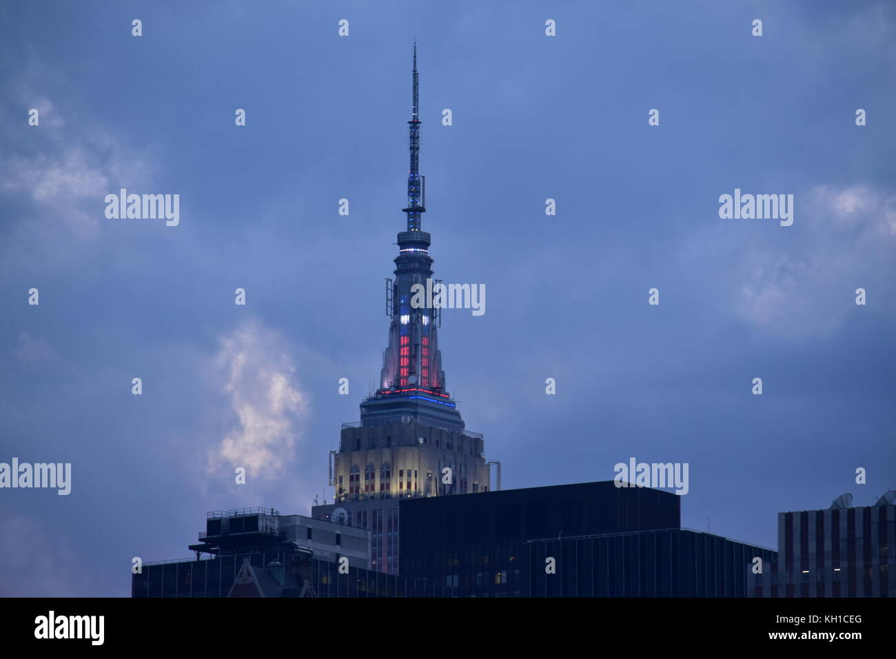 Empire state building spire hi-res stock photography and images - Alamy
