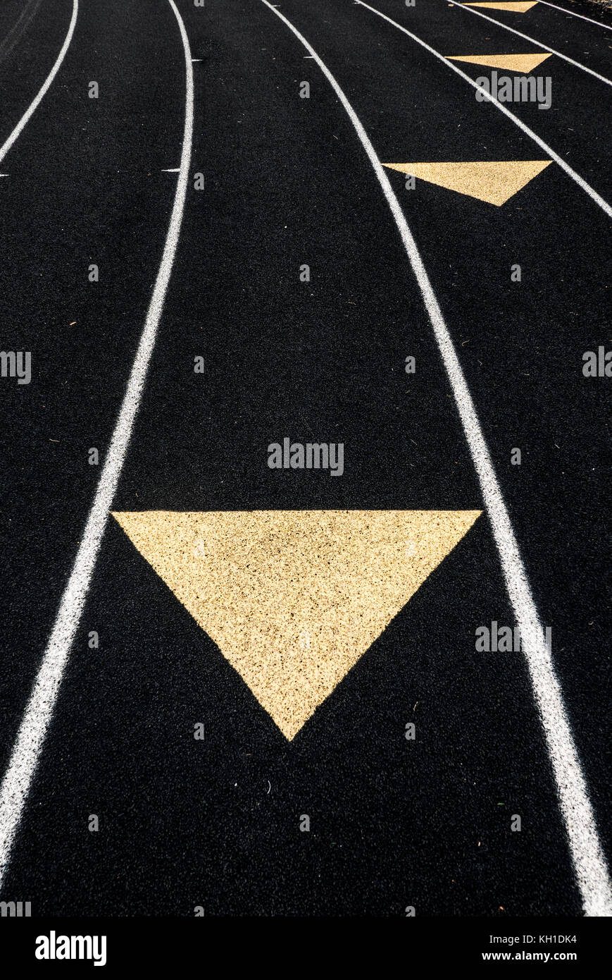 high school track marks Stock Photo - Alamy