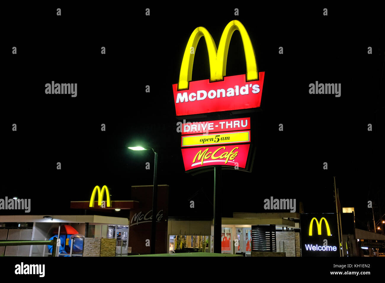 photograph of Mc Donalds restaurant at Glen Innes in New England in ...
