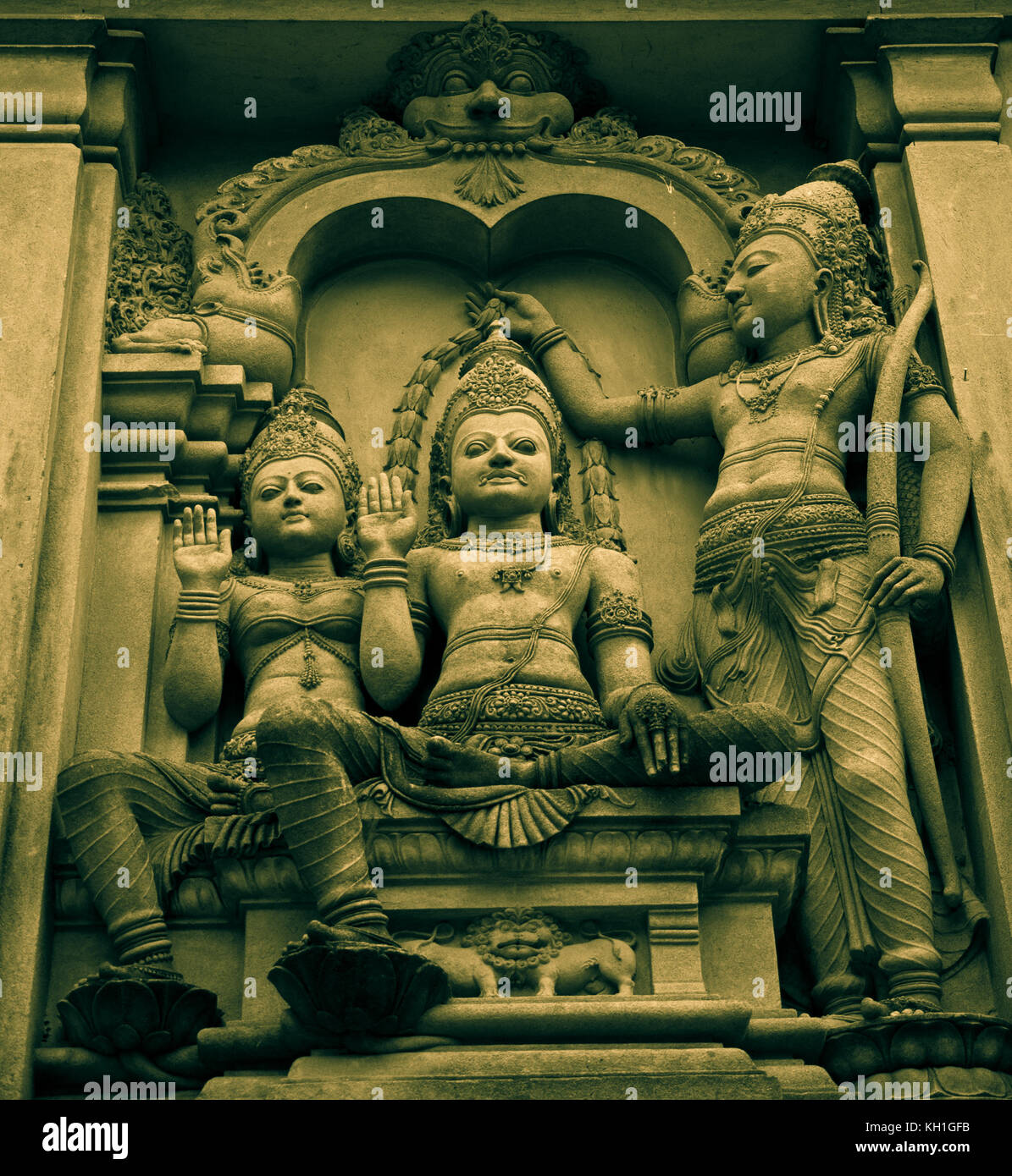 Kelaniya temple hi-res stock photography and images - Alamy