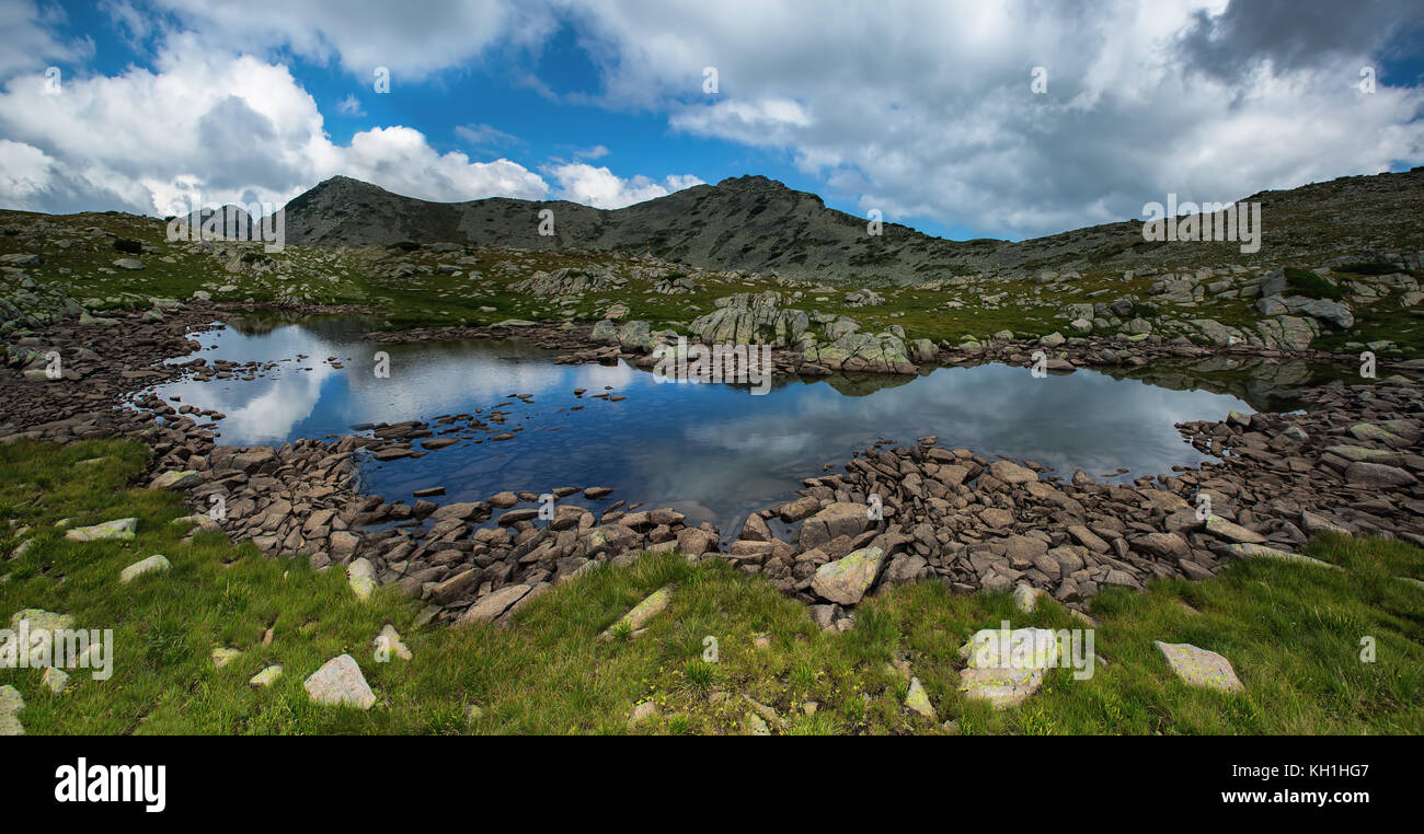 Mountain Lake from above, sunset shot Stock Photo - Alamy