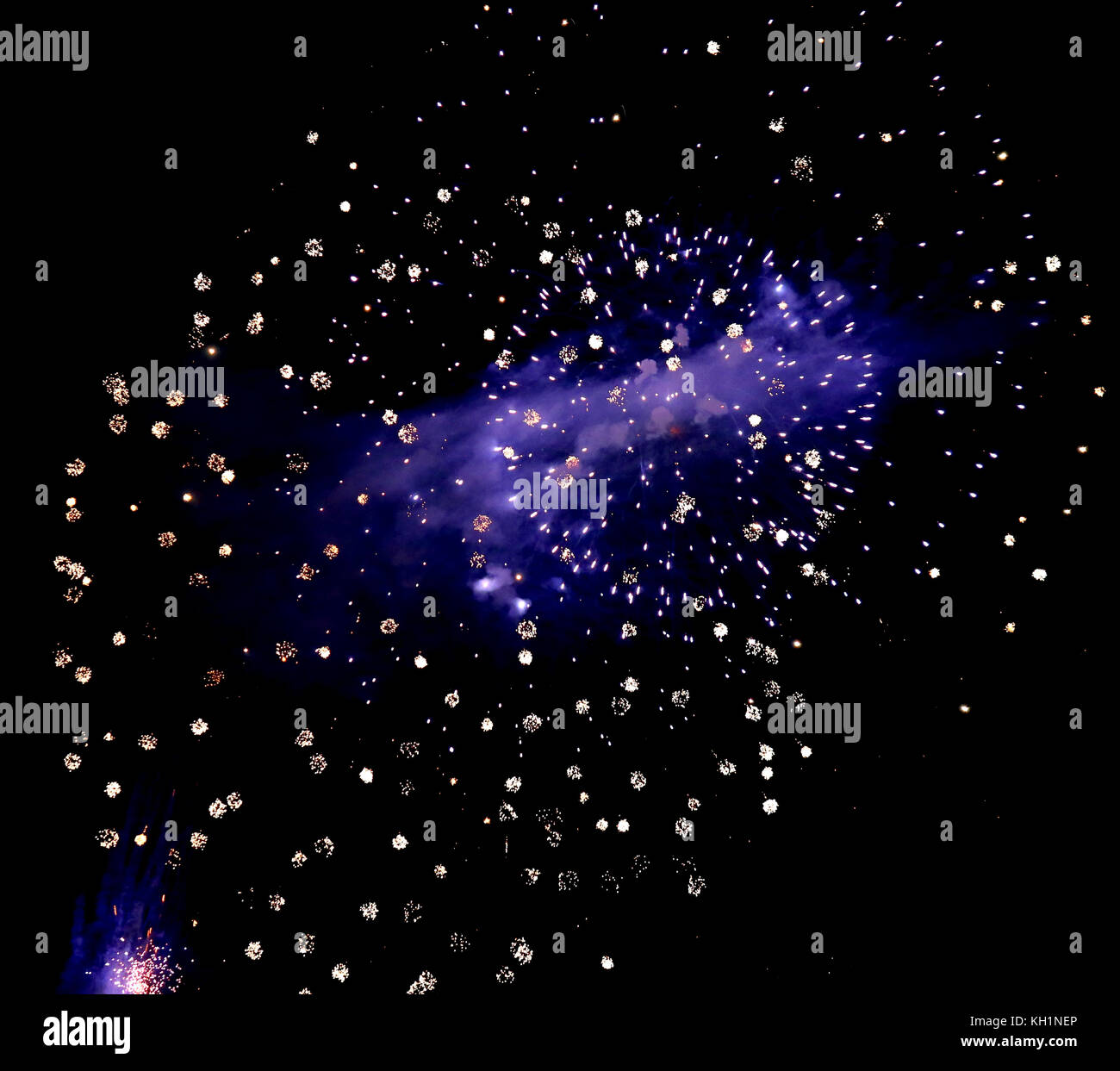 Light show fireworks big hi-res stock photography and images - Alamy