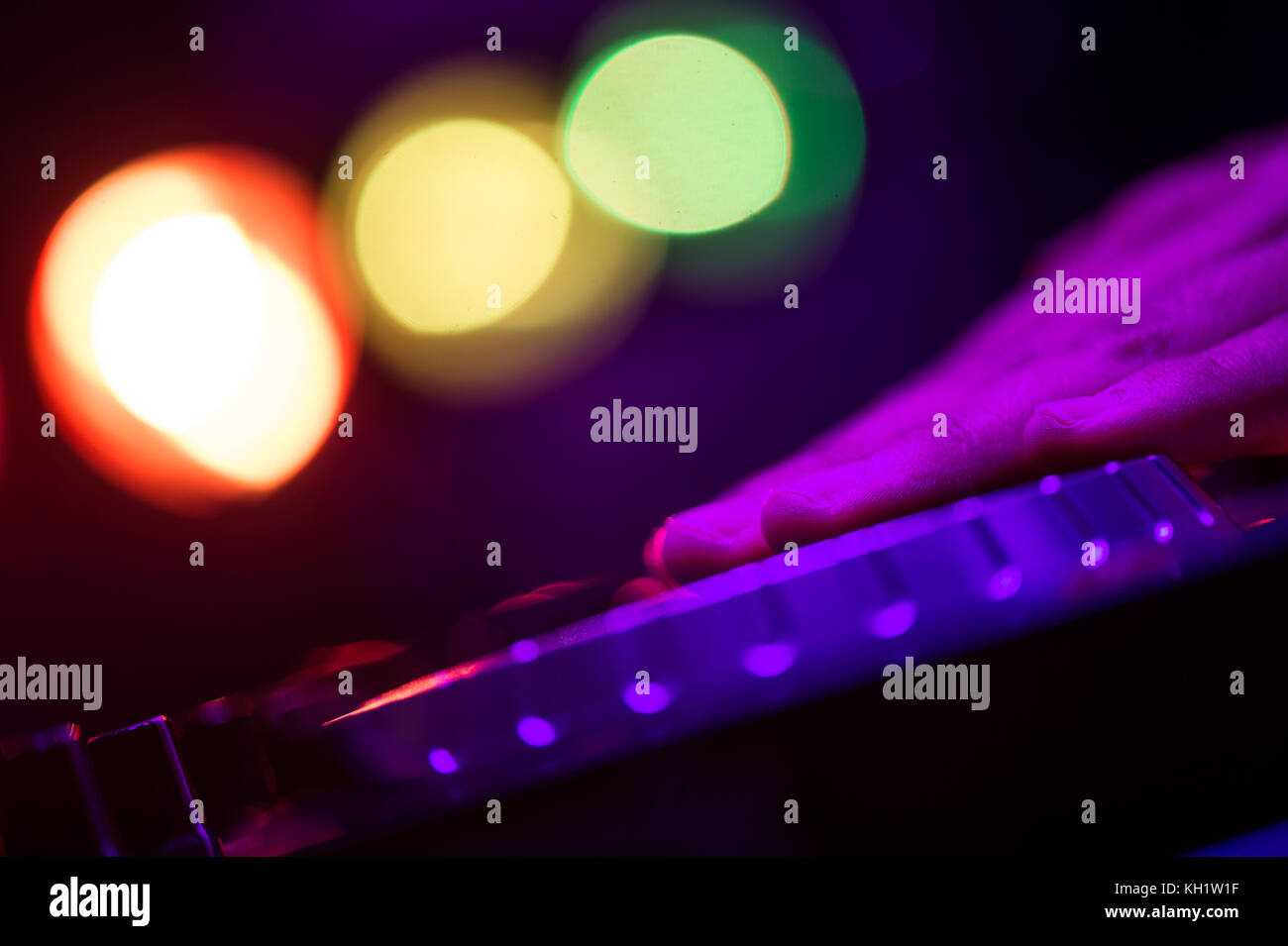 Finger clubbing hi-res stock photography and images - Alamy