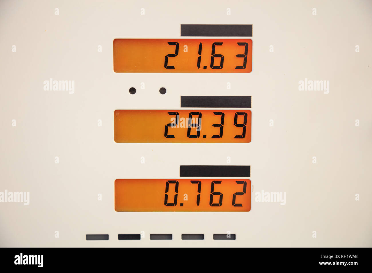 Diesel fuel signage hi-res stock photography and images - Alamy