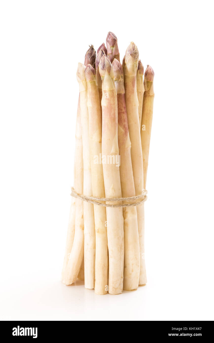 White asparagus bundle, on white background Stock Photo - Alamy