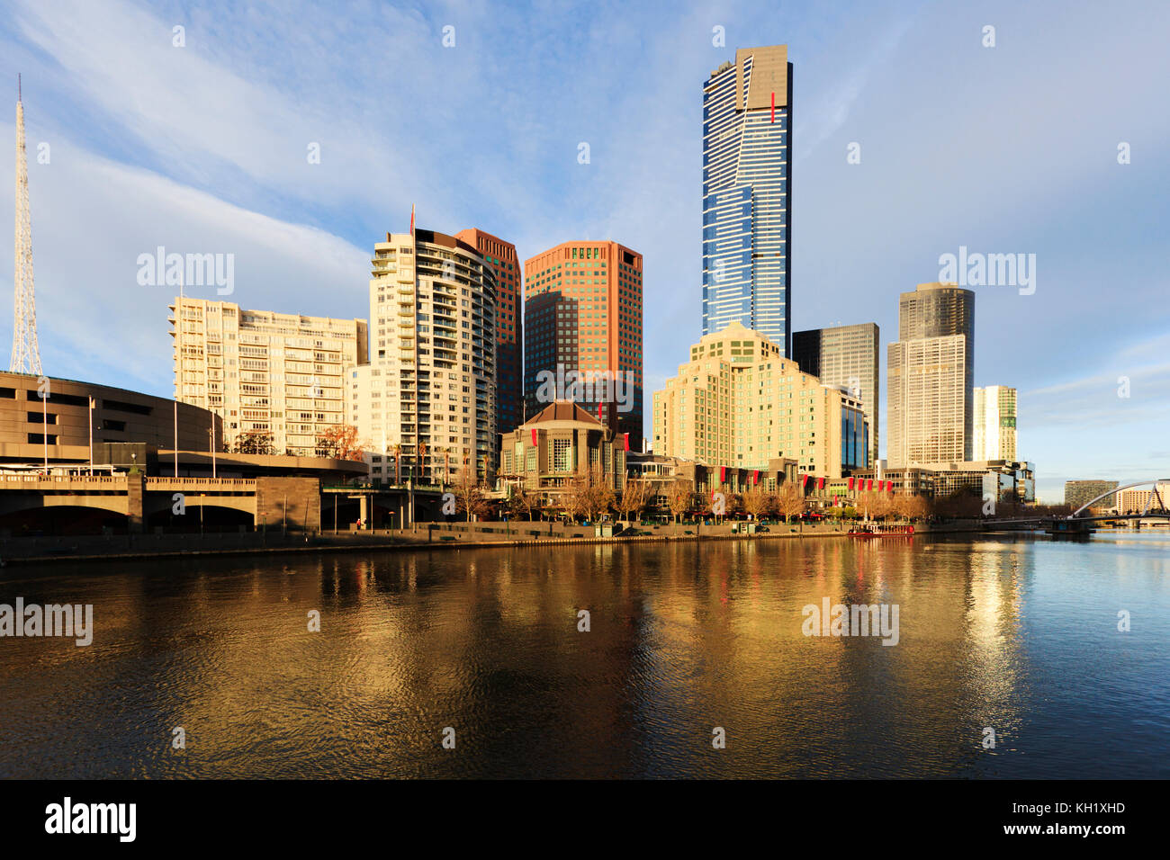 Melbourne, Australia, the skyline with beautiful early morning light ...