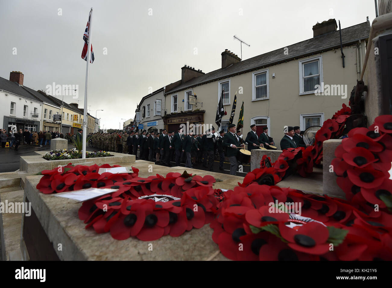 12 victims iras 1987 remembrance sunday bomb attack hi-res stock ...