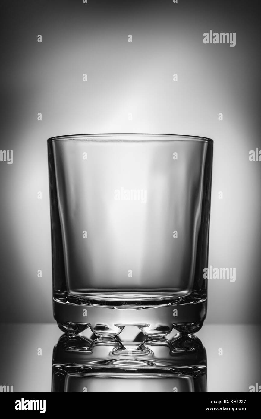 Reflective surface hi-res stock photography and images - Alamy