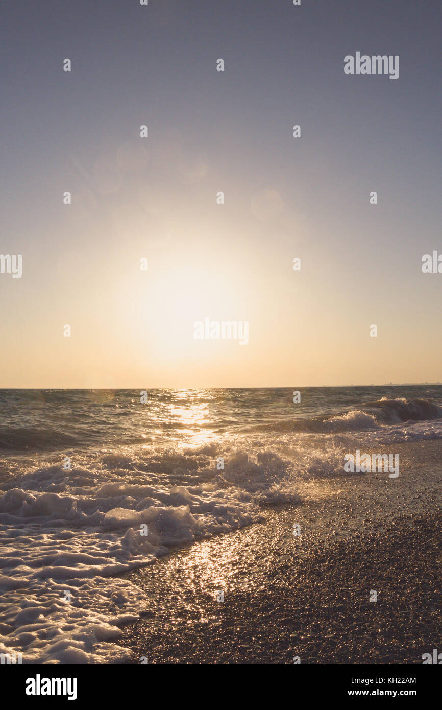 Beautiful sunset on the summer sea Stock Photo - Alamy