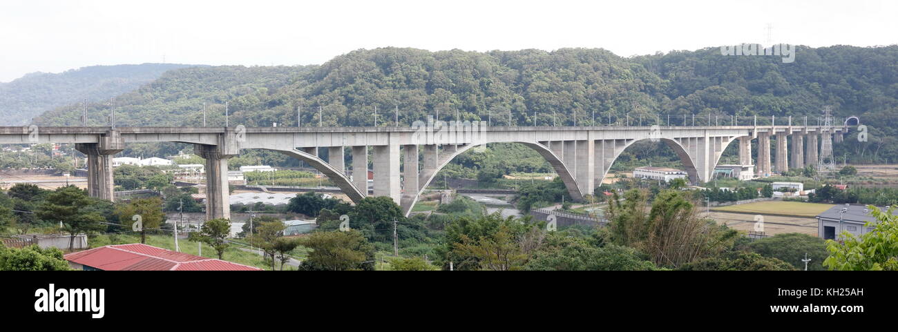 Liyu Lake bridge, a railway bridge located in central Taiwan Stock ...