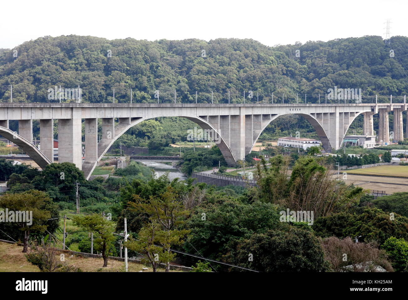 Liyu Lake bridge, a railway bridge located in central Taiwan Stock ...