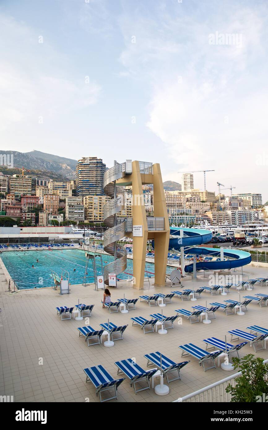 Monaco swimming pool Stock Photo - Alamy