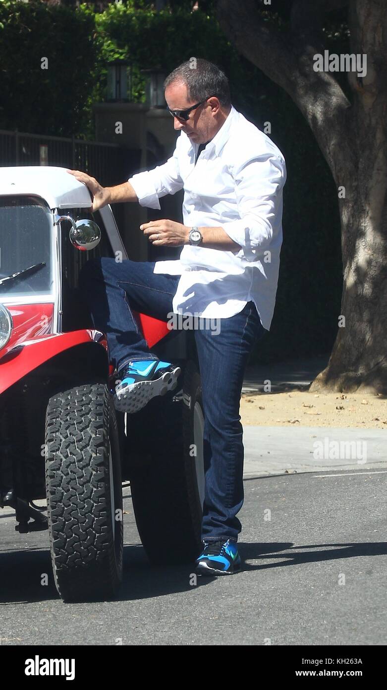 Jerry Seinfeld spotted leaving Urth cafe in West Hollywood Featuring ...