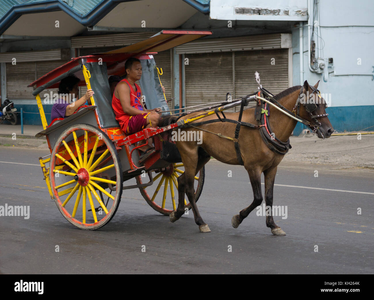 Philippines Horse Carriage Stock Photos & Philippines Horse Carriage ...