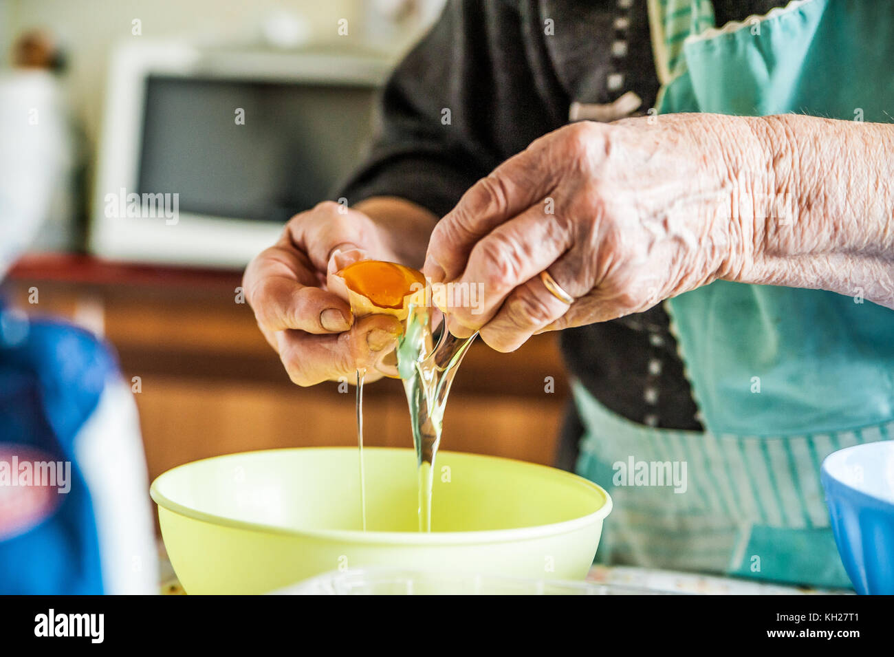 Italian old kitchen pasta hi-res stock photography and images - Alamy