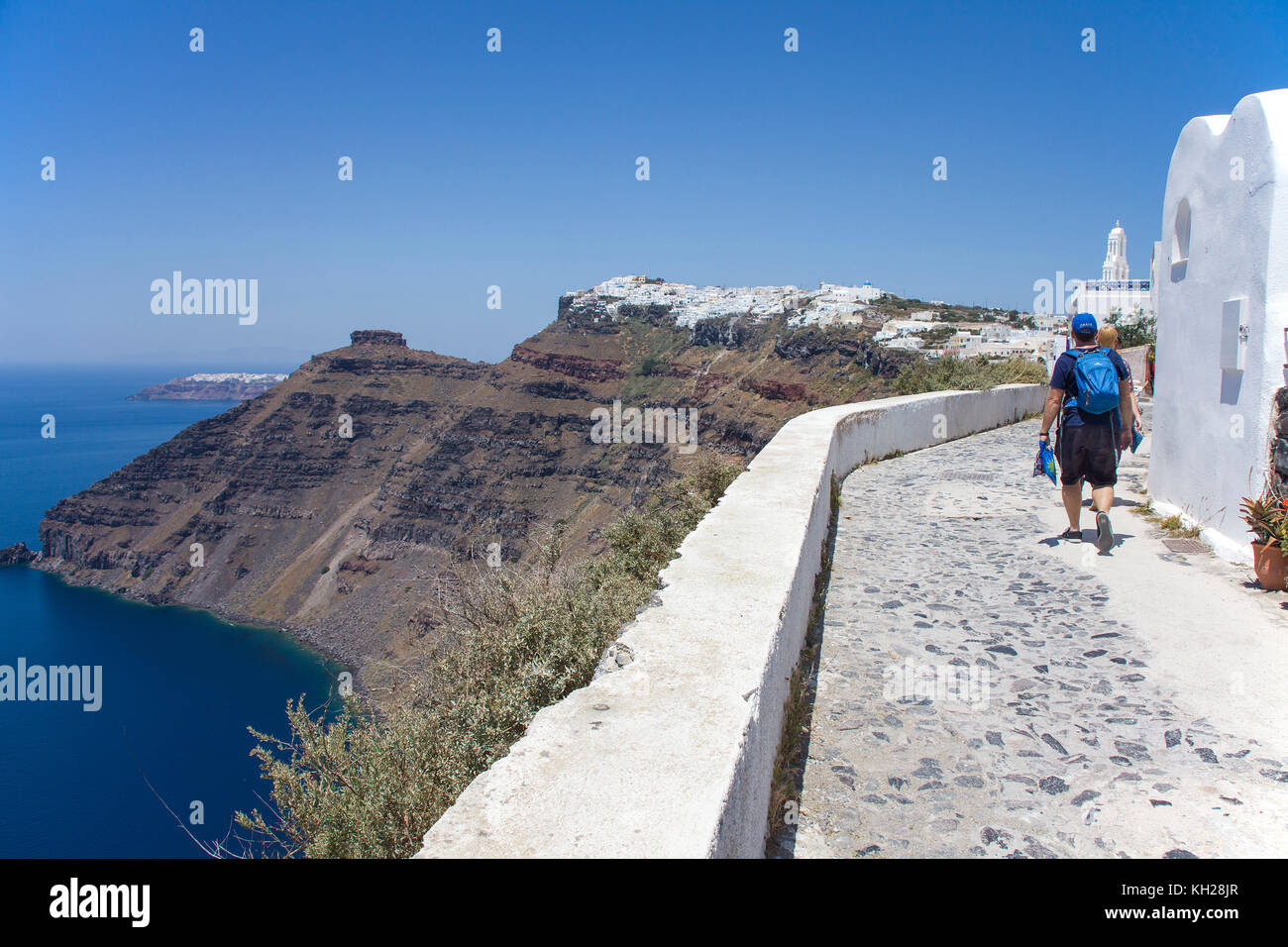 View from crater edge path at Firofestani on Caldera and the village ...