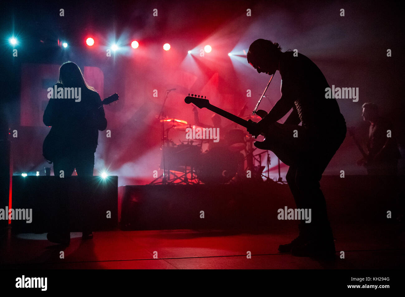 Bush performing live in concert at Coliseu dos Recreios Featuring ...