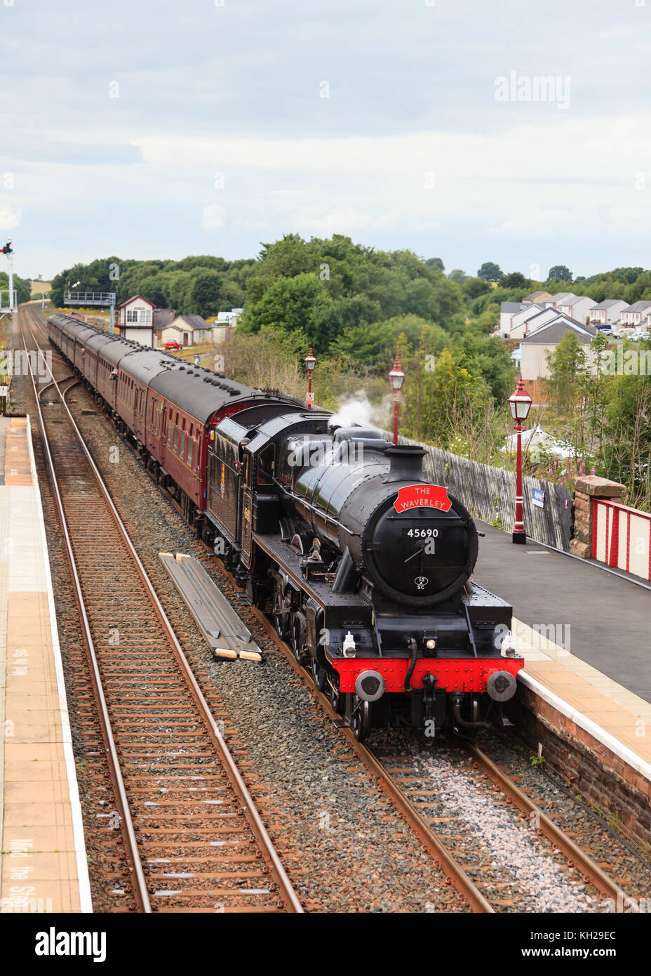 45690 leander train hi-res stock photography and images - Alamy
