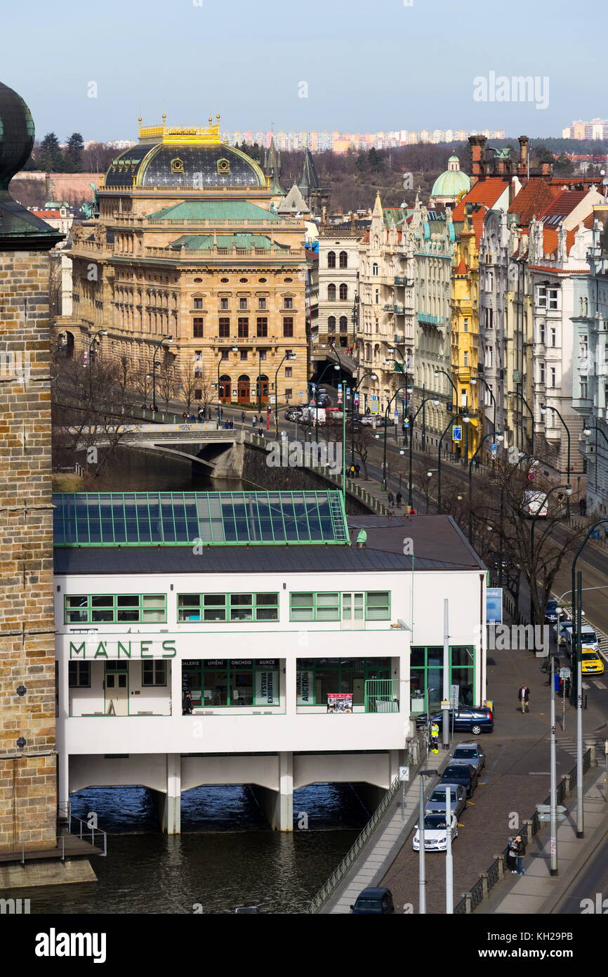 Manes restaurant hi-res stock photography and images - Alamy