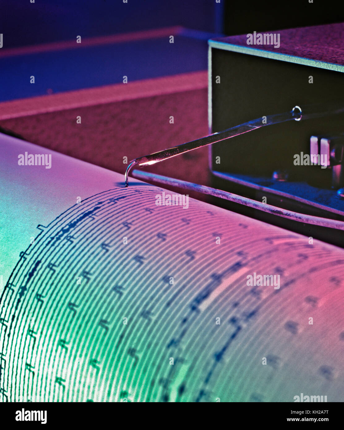 Seismograph and earthquake hi-res stock photography and images - Alamy