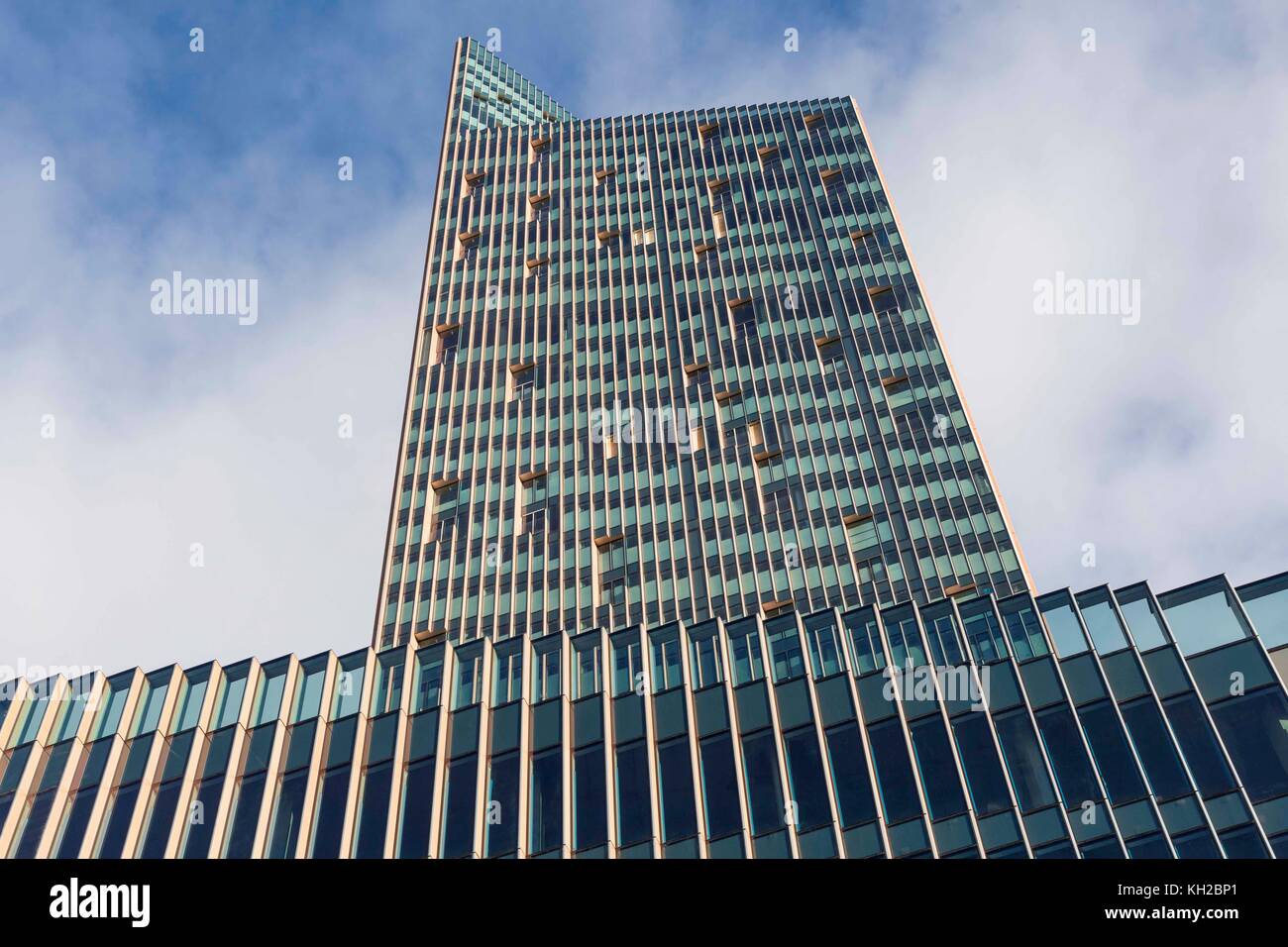 Manhattan loft gardens hi-res stock photography and images - Alamy
