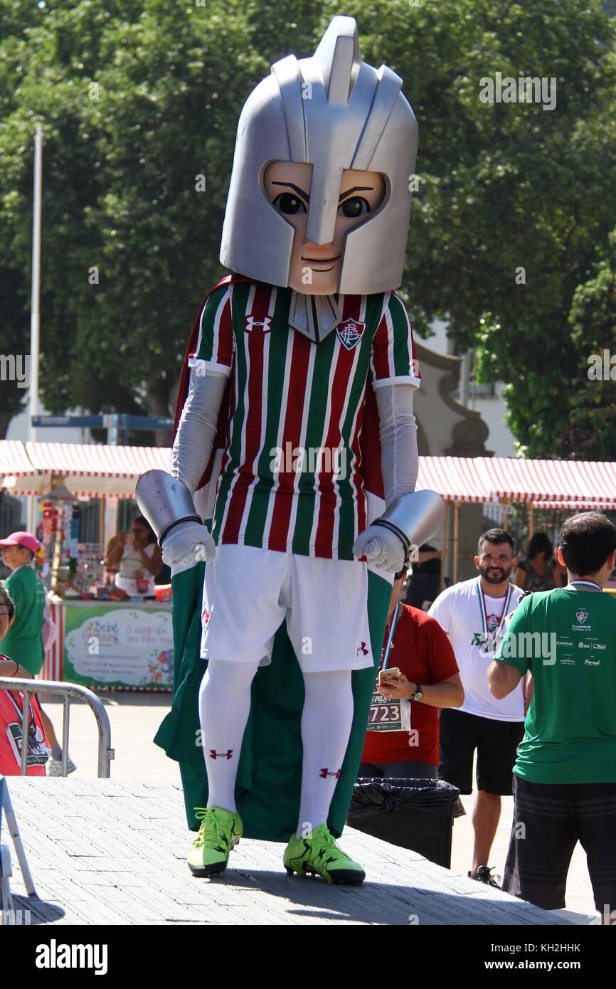 Rio De Janeiro, Brazil. 12th Nov, 2017. Flu mascot at Fluminense Run ...