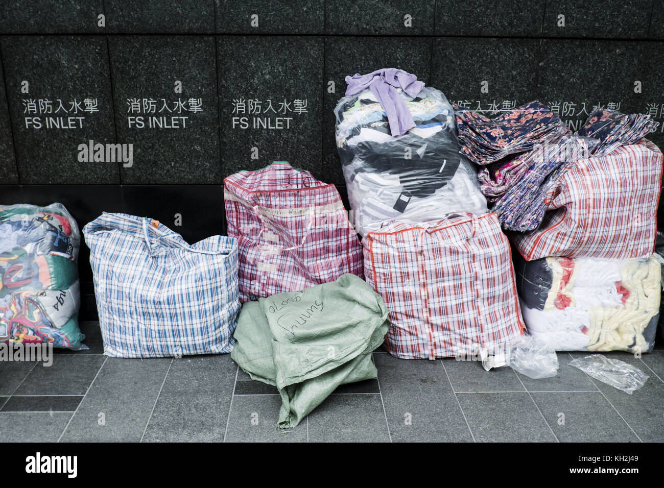 Overseas filipino workers hi-res stock photography and images - Alamy