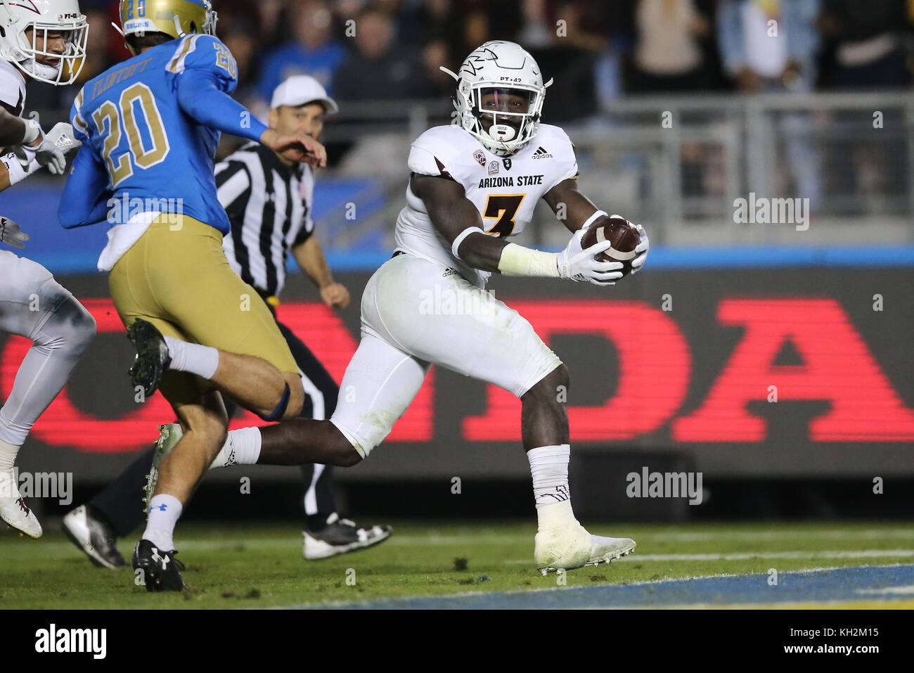 Pasadena, CA. 11th Nov, 2017. Arizona State Sun Devils running back ...