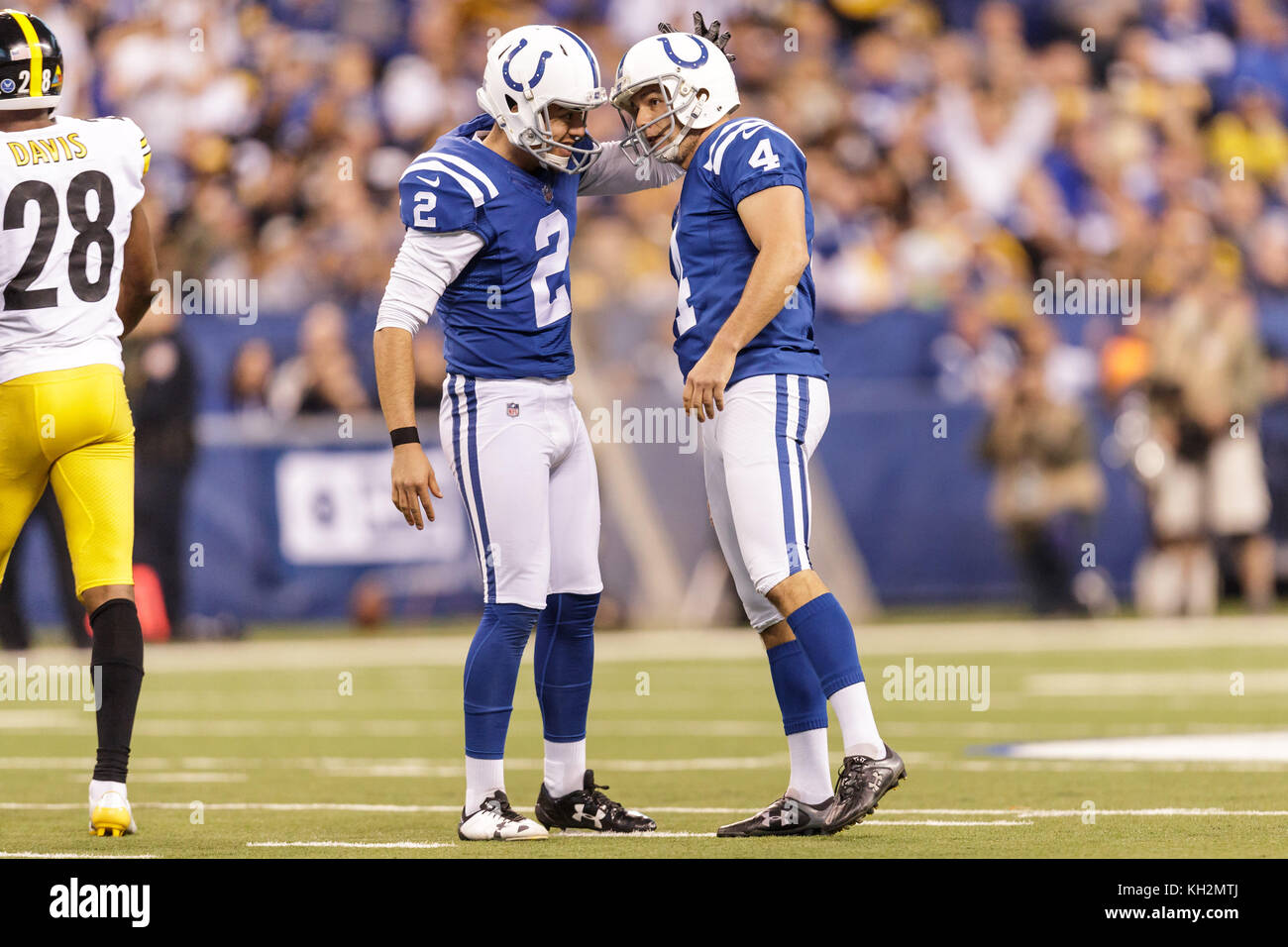 Indianapolis colts punter hi-res stock photography and images - Alamy