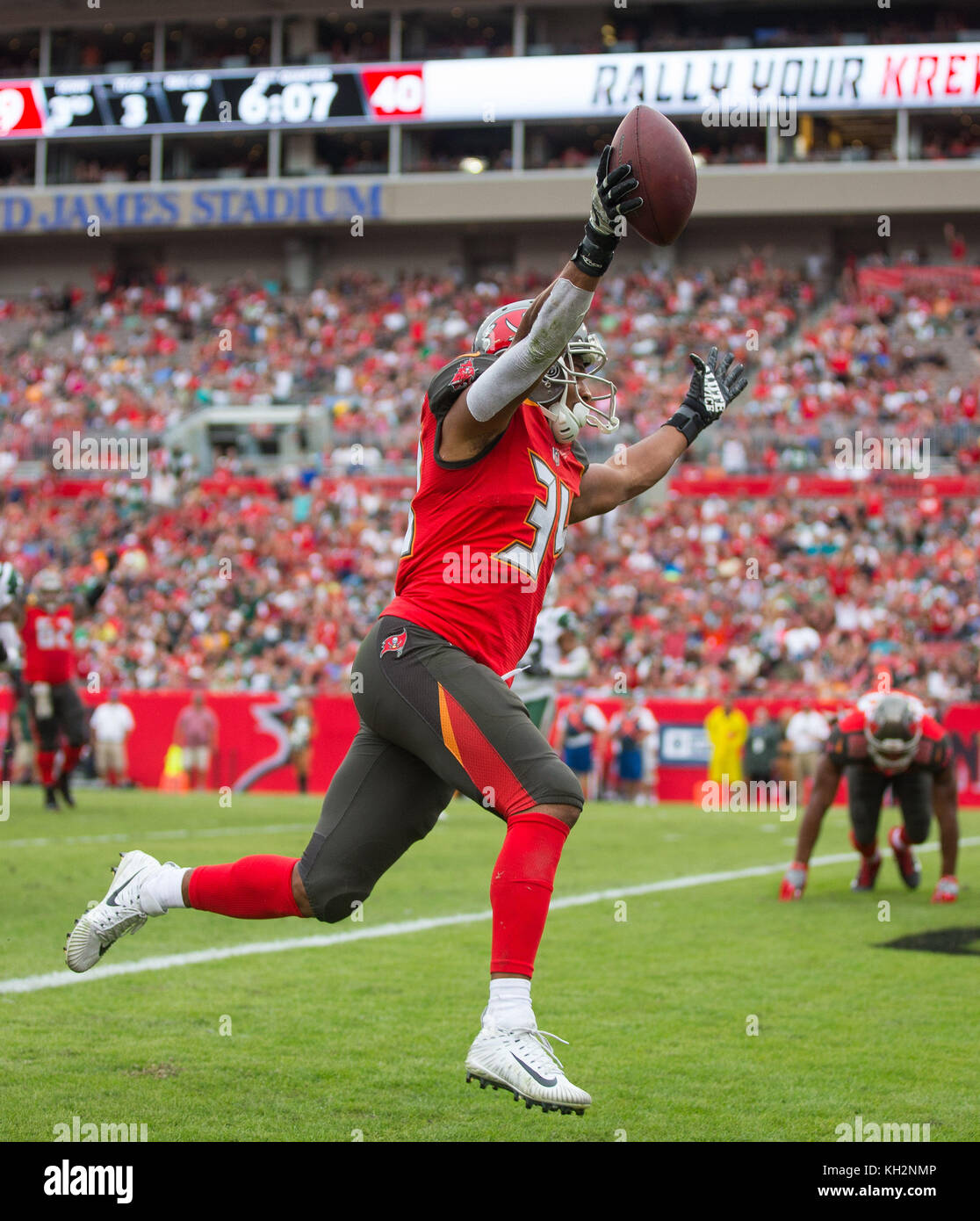 Florida, USA. 12th Nov, 2017. LOREN ELLIOTT | Times .Tampa Bay ...