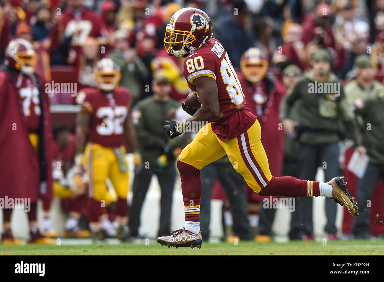 Landover, MD, USA. 12th Nov, 2017. Washington Redskins wide receiver ...
