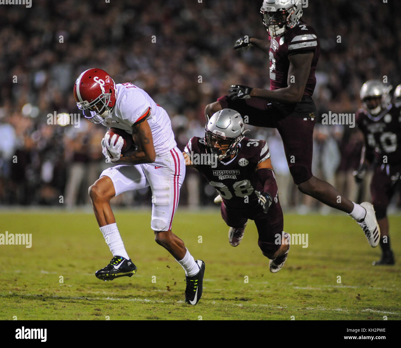 November 11, 2017; Starkville, MS, USA; MSU DB, JONATHAN ABRAM (38 ...