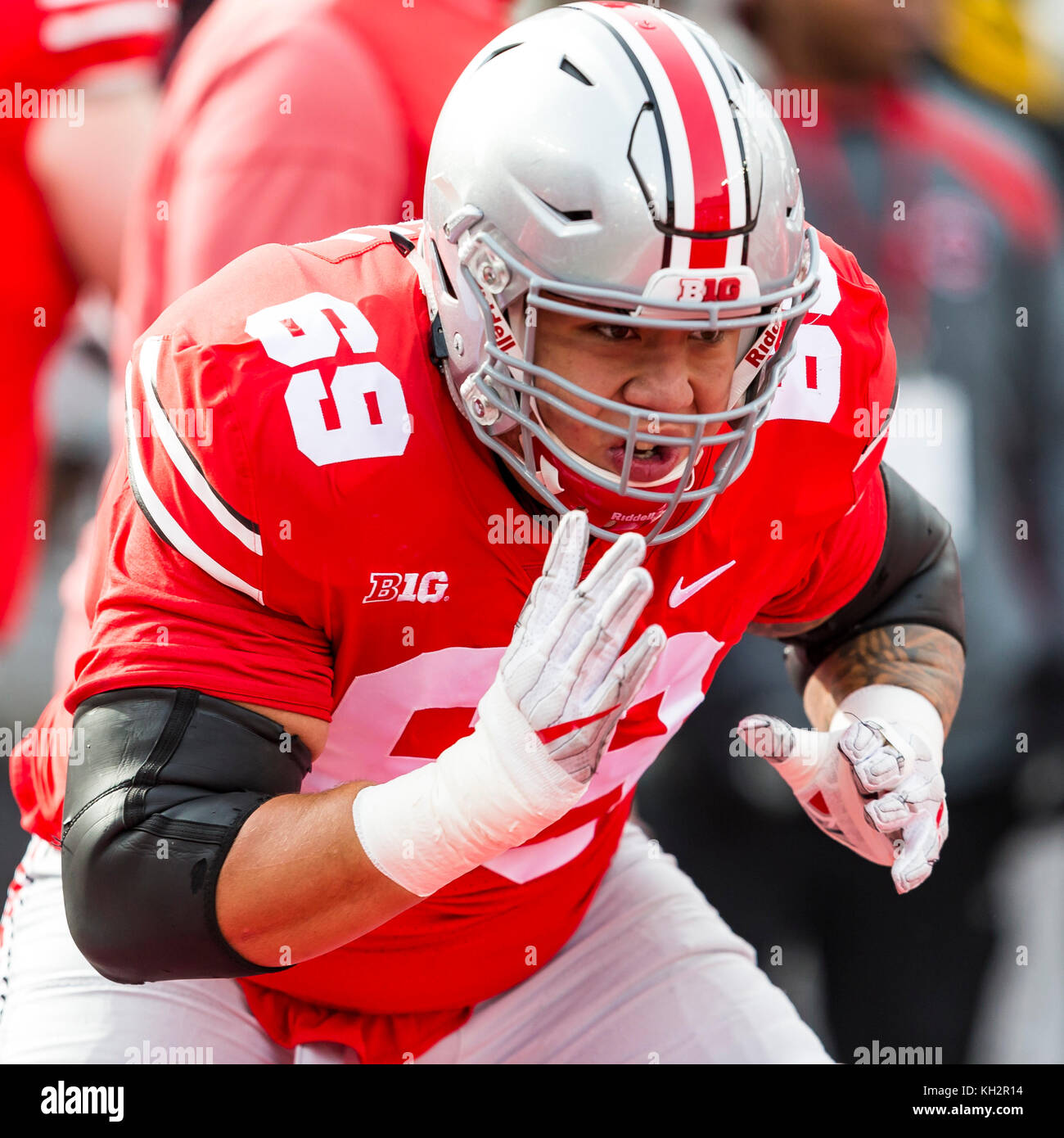 Columbus, Ohio, USA. 11th Nov, 2017. Ohio State Buckeyes offensive ...
