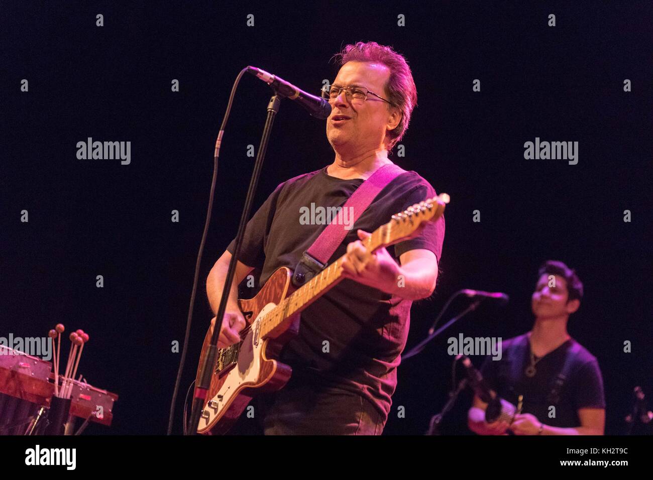 Violent femmes 2017 hi-res stock photography and images - Alamy