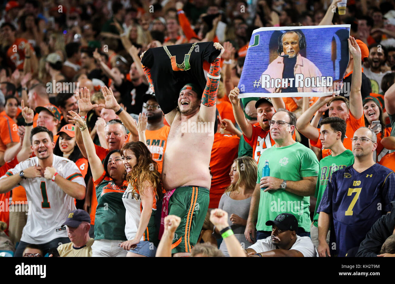 Miami Gardens, Florida, USA. 11th Nov, 2017. The Miami Hurricanes fans ...