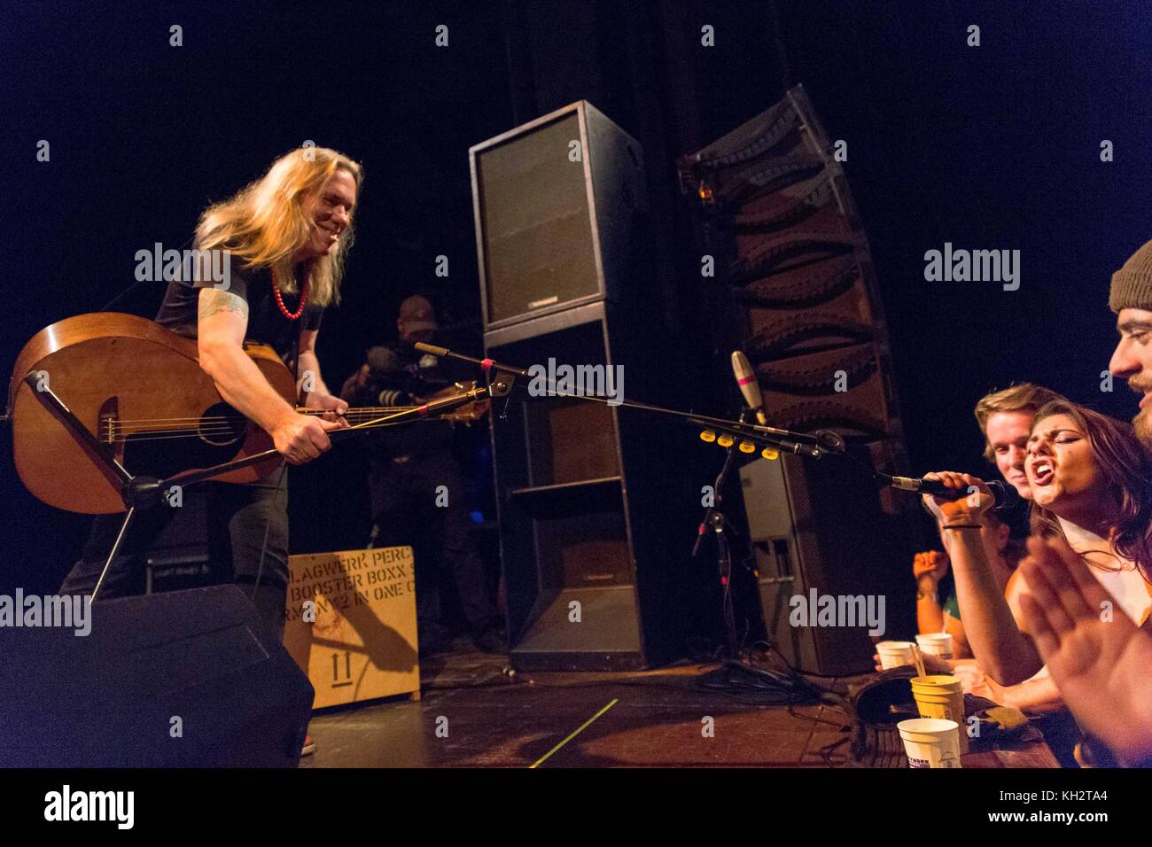 Violent femmes 2017 hi-res stock photography and images - Alamy