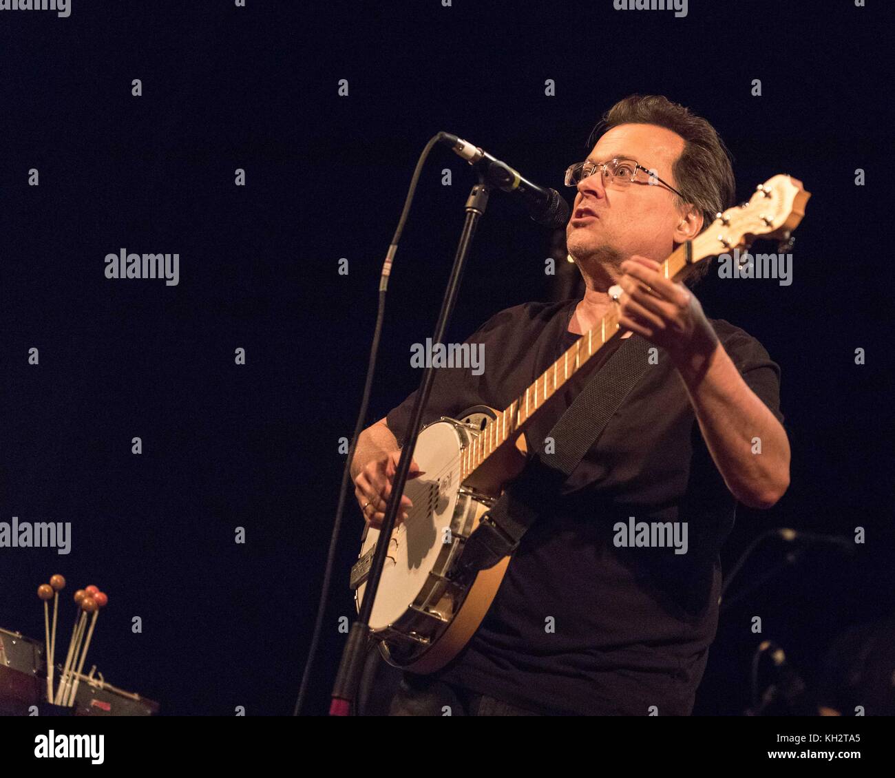 Gordon gano of the violent femmes hi-res stock photography and images ...