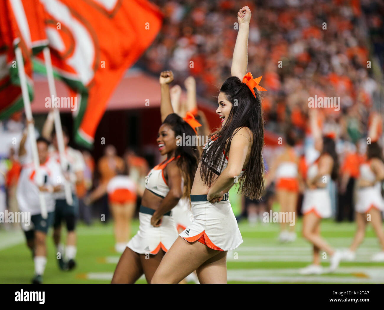 Miami Gardens, Florida, USA. 11th Nov, 2017. The Miami Hurricanes ...