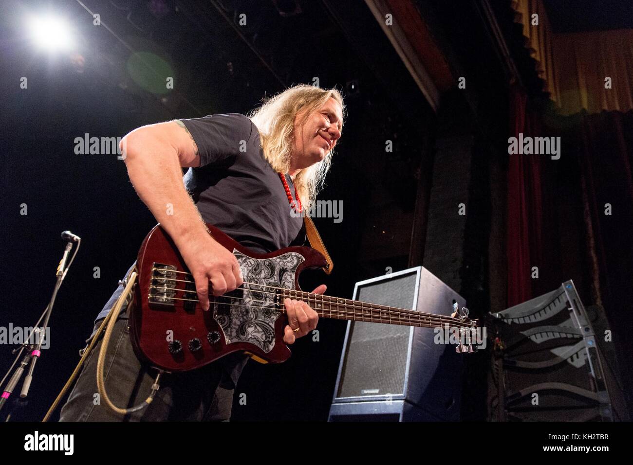 Violent femmes 2017 hi-res stock photography and images - Alamy