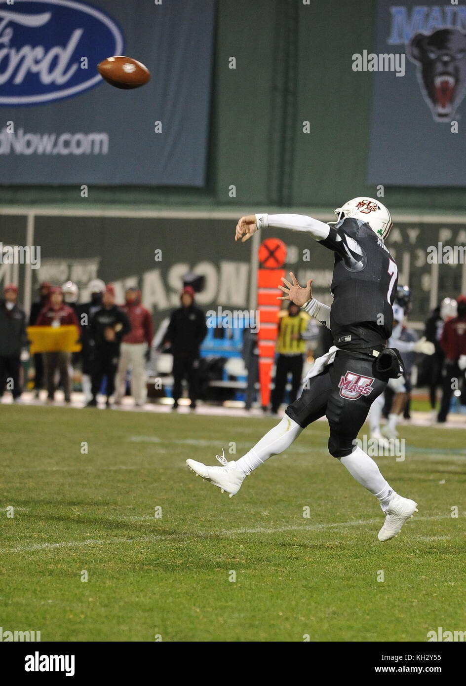 Nov 11, 2017; Boston, MA, USA; Massachusetts quarterback Andrew Ford (7 ...