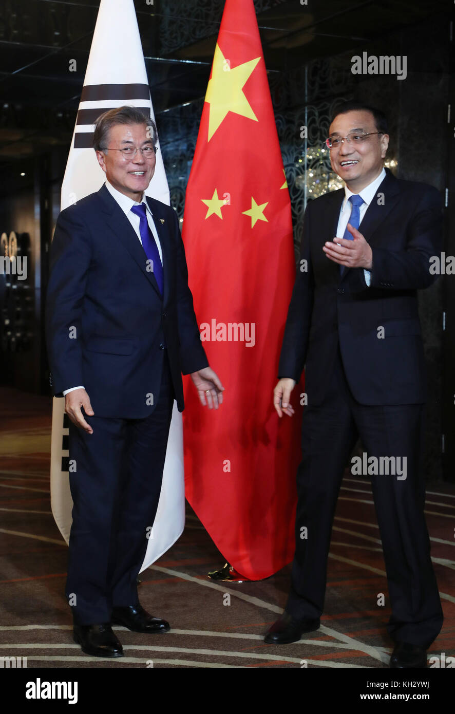 13th Nov, 2017. Moon meet with Li Keqiang in Manila South Korean ...