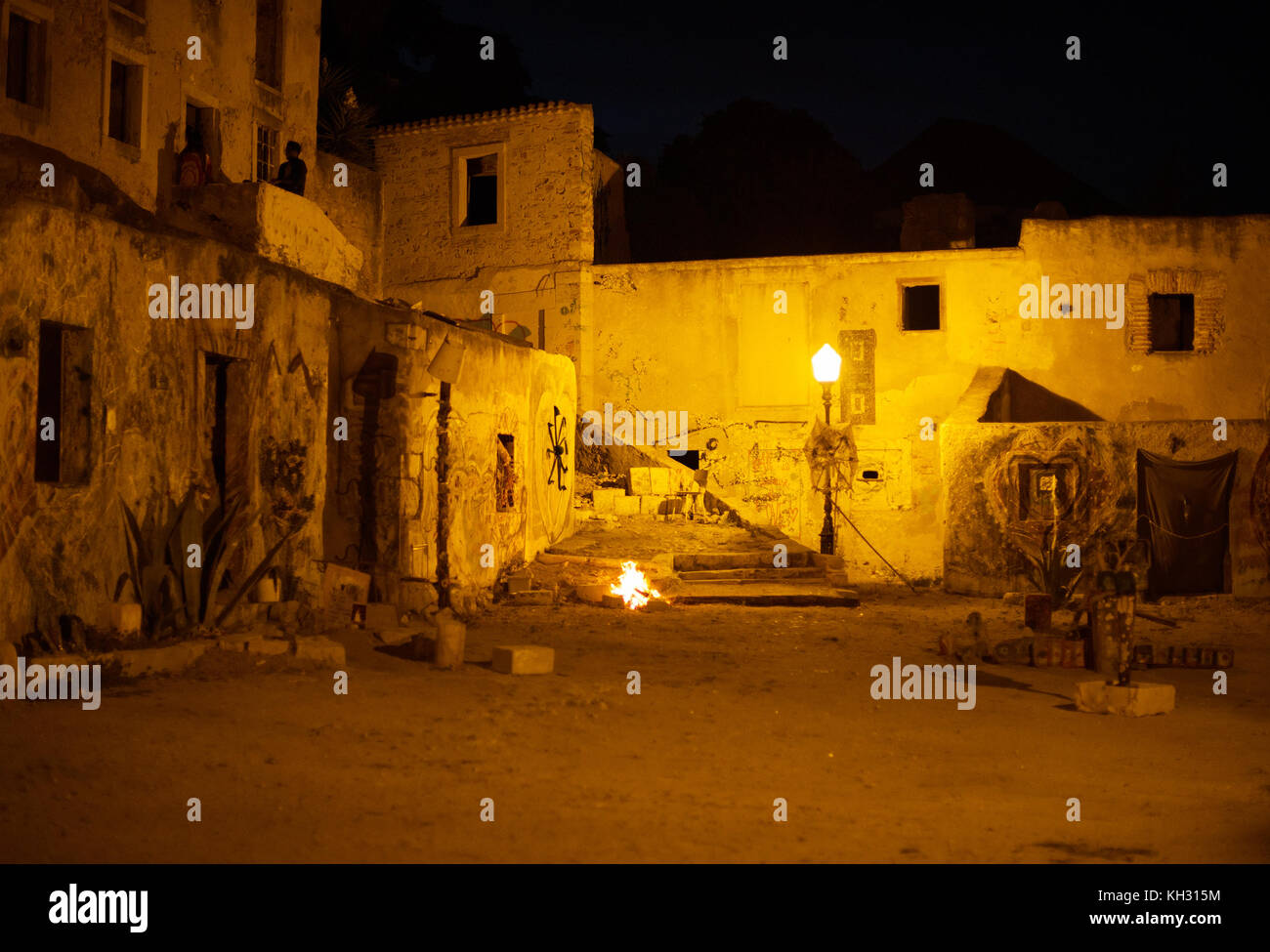 Portugal lisbon slums hi-res stock photography and images - Alamy