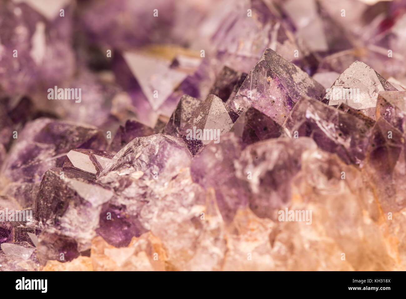 Ammethyst hi-res stock photography and images - Alamy