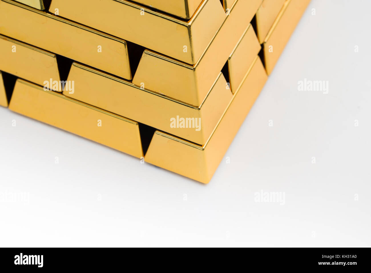 Pile out of Gold Ingots Stock Photo - Alamy