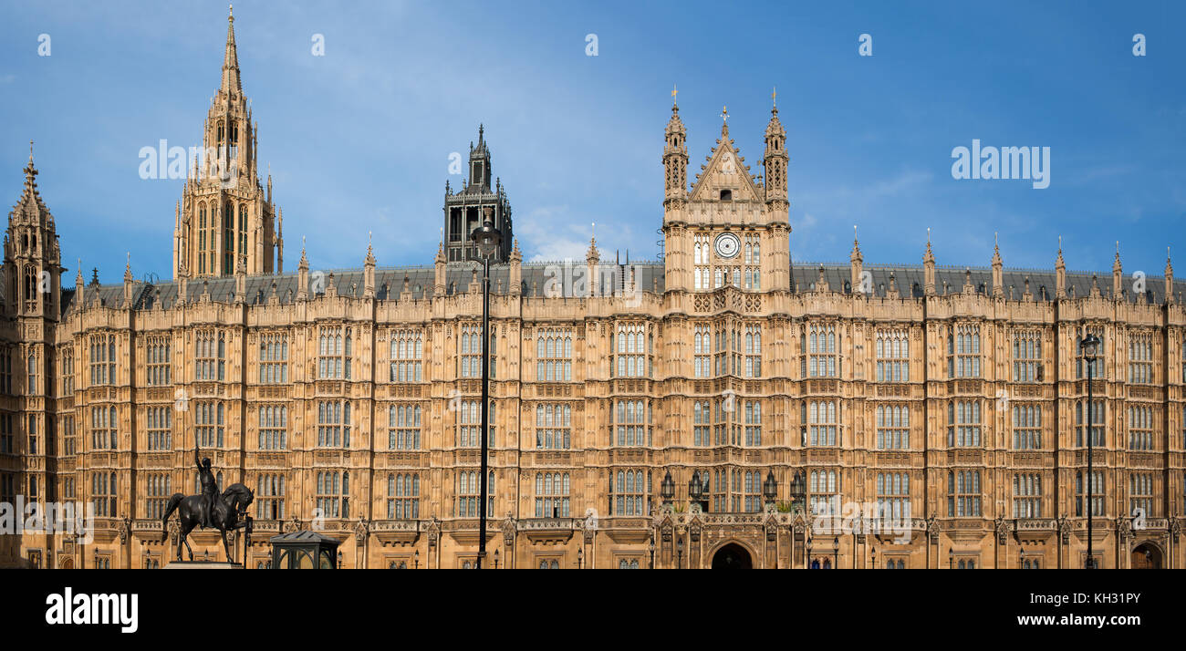 Houses of Parliament, London, England, panorama of the centre of ...
