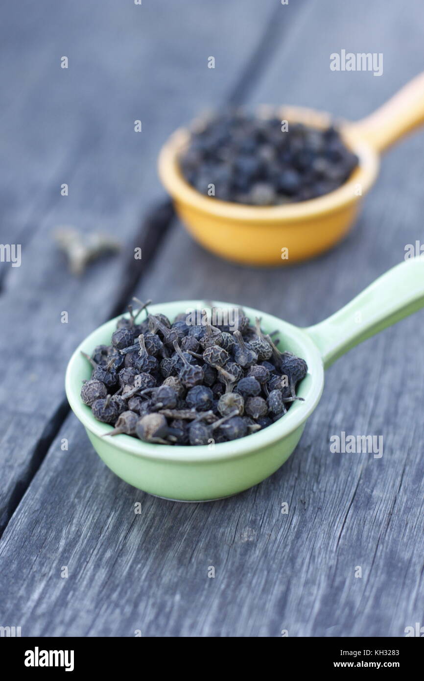 Cubeb pepper hi-res stock photography and images - Alamy