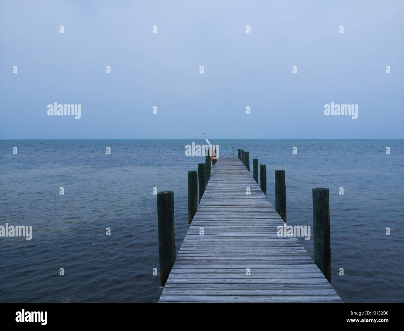 Endless pier hi-res stock photography and images - Alamy